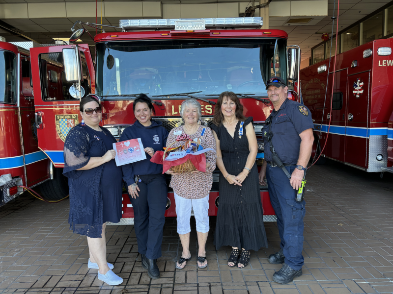 Lewes DAR shows appreciation to first responders | Cape Gazette