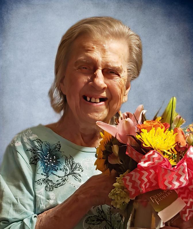 Bertha M. Cooper, loved family, the beach | Cape Gazette