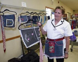 Christmas in July fundraiser benefits Alzheimer’s research | Cape Gazette