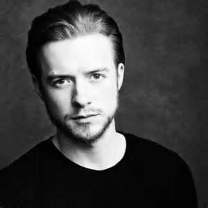 Broadway actor conducts workshop for Cape theatre students | Cape Gazette